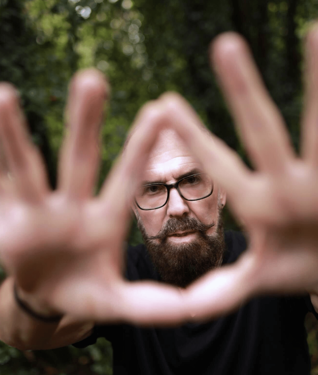 Interview with Christopher Taylor – Drop The Spotlight